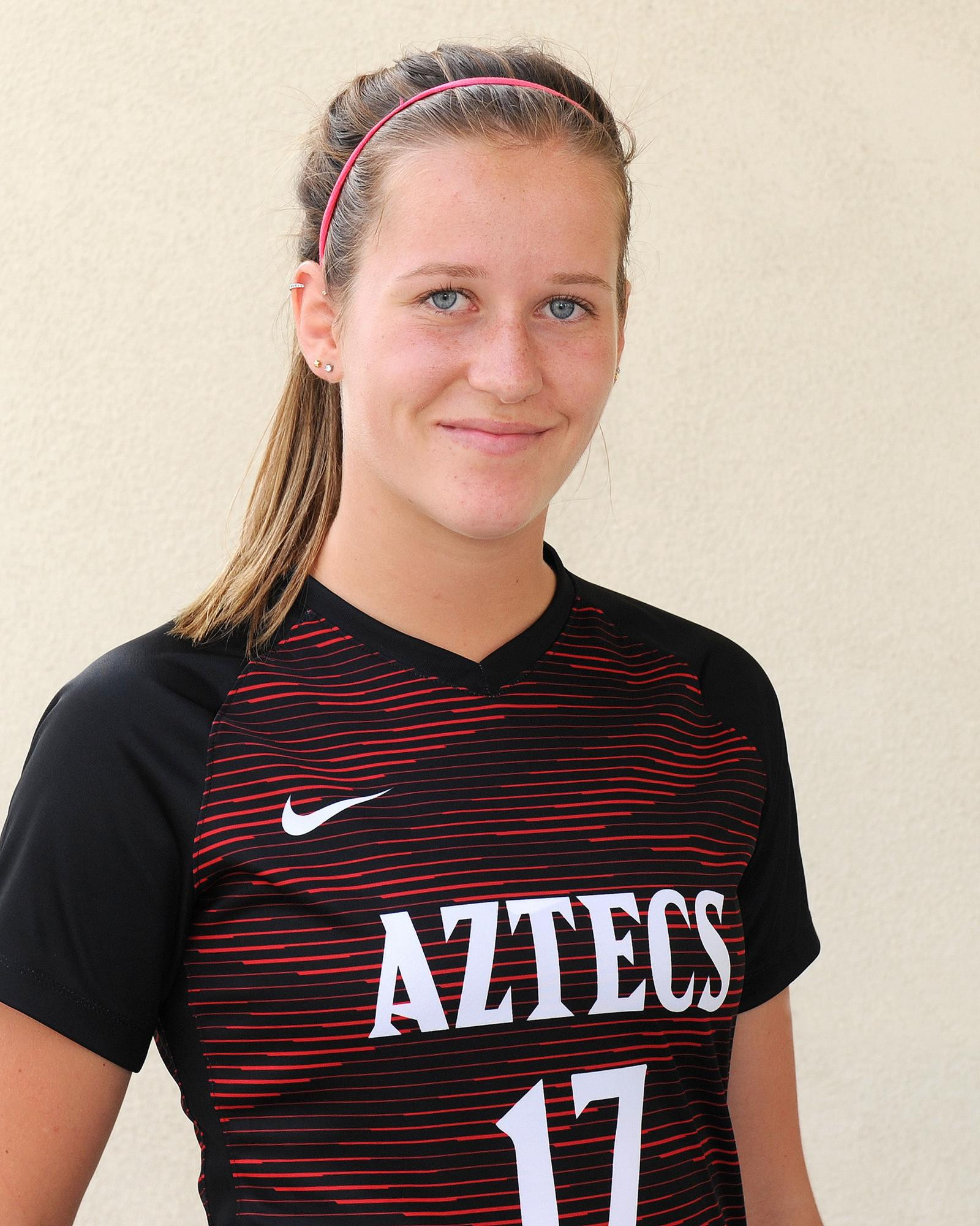Florence Laroche - Women's Soccer 2018 - San Diego State Aztecs