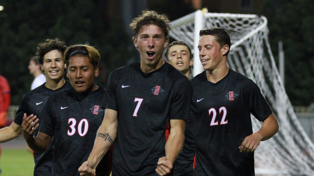 CJ Fodrey Named Preseason Freshman All-American - San Diego State Aztecs