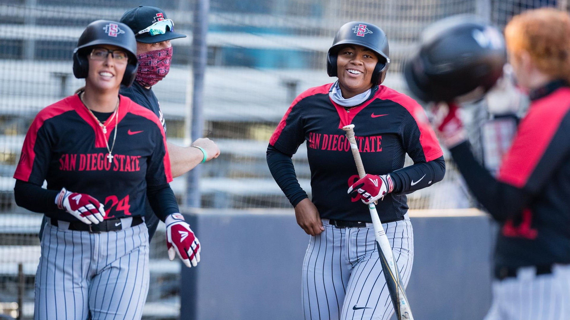 Softball Plays Host to UC Davis this Weekend - San Diego State Aztecs