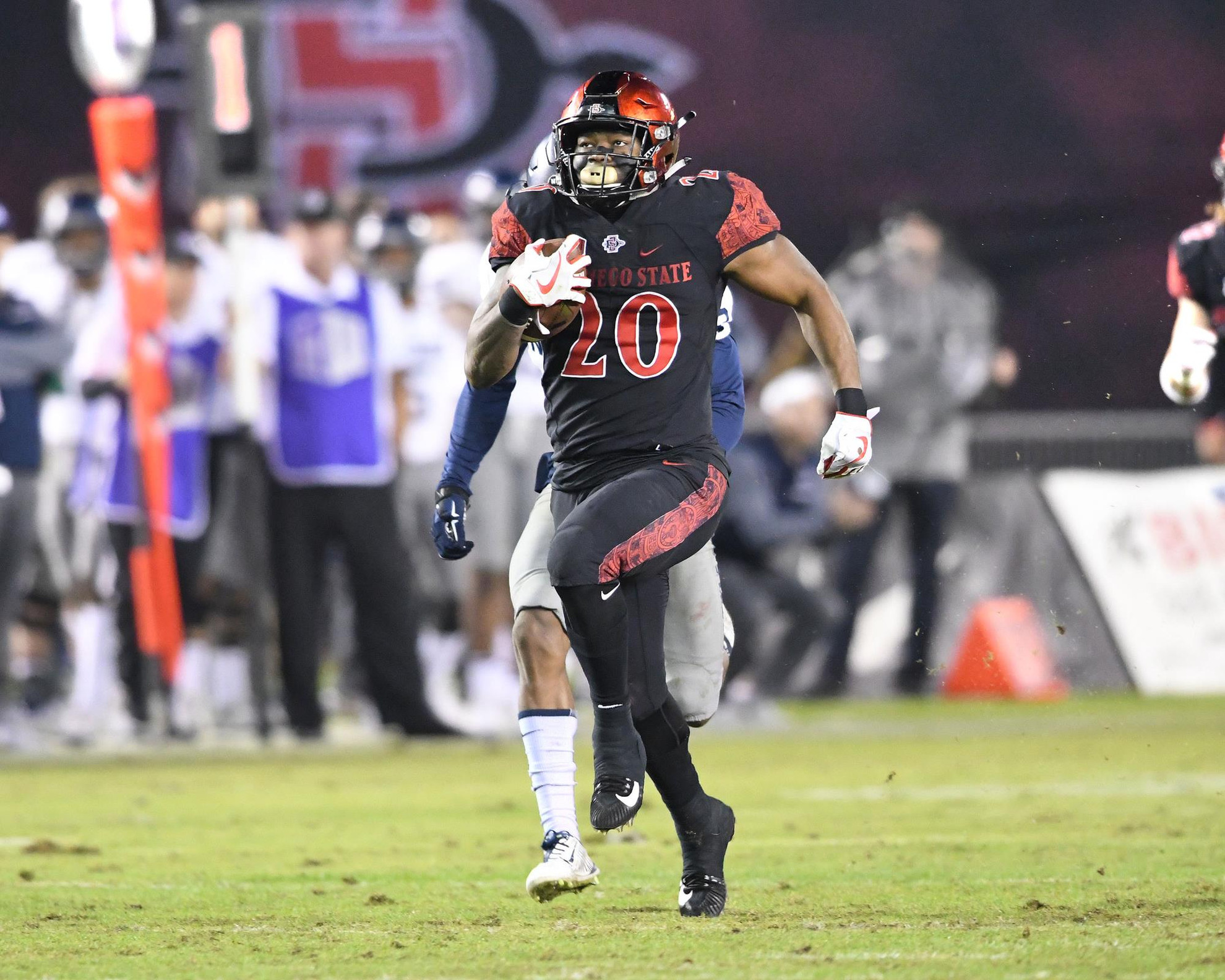 Eight Aztecs Named to MW 25th Season Football Team - San Diego State Aztecs