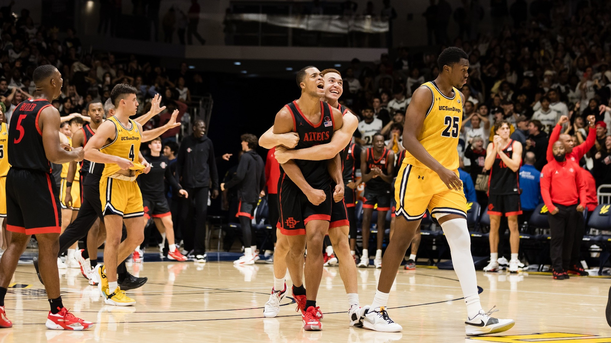 Aztecs Beat UC San Diego at the Buzzer 63-62 - San Diego State Aztecs