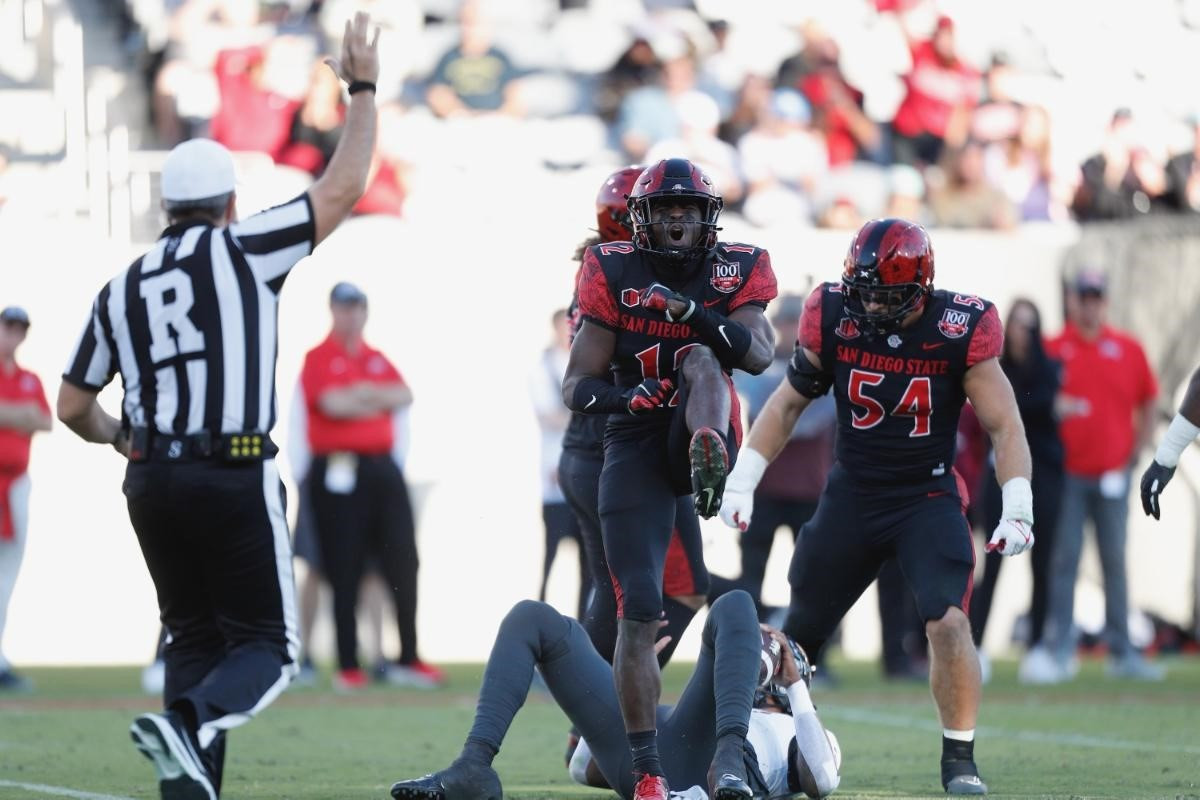 Dallas Branch Named Thorpe Player of the Week - San Diego State Aztecs