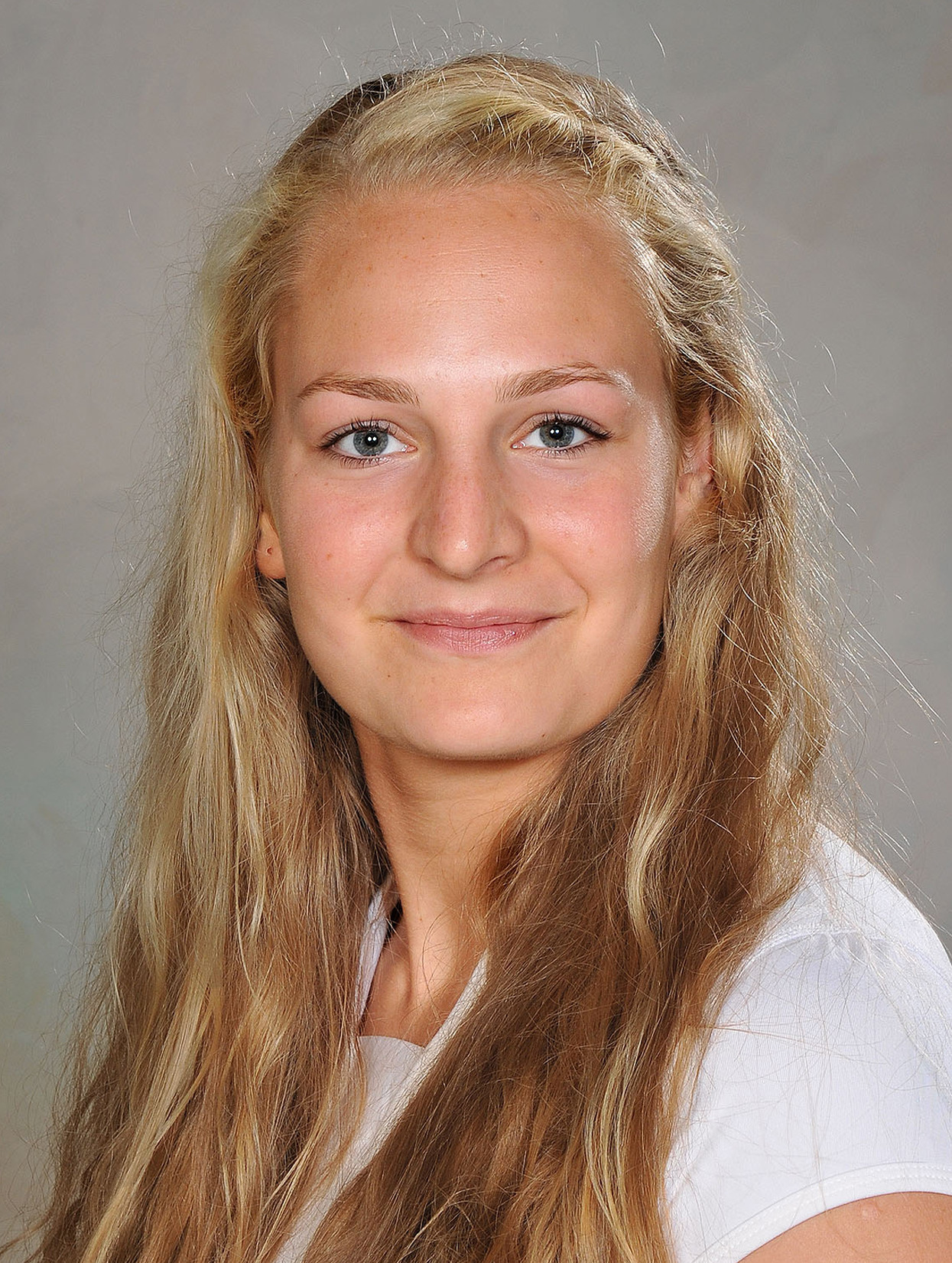Summer Nash - Women's Volleyball 2010 - San Diego State Aztecs
