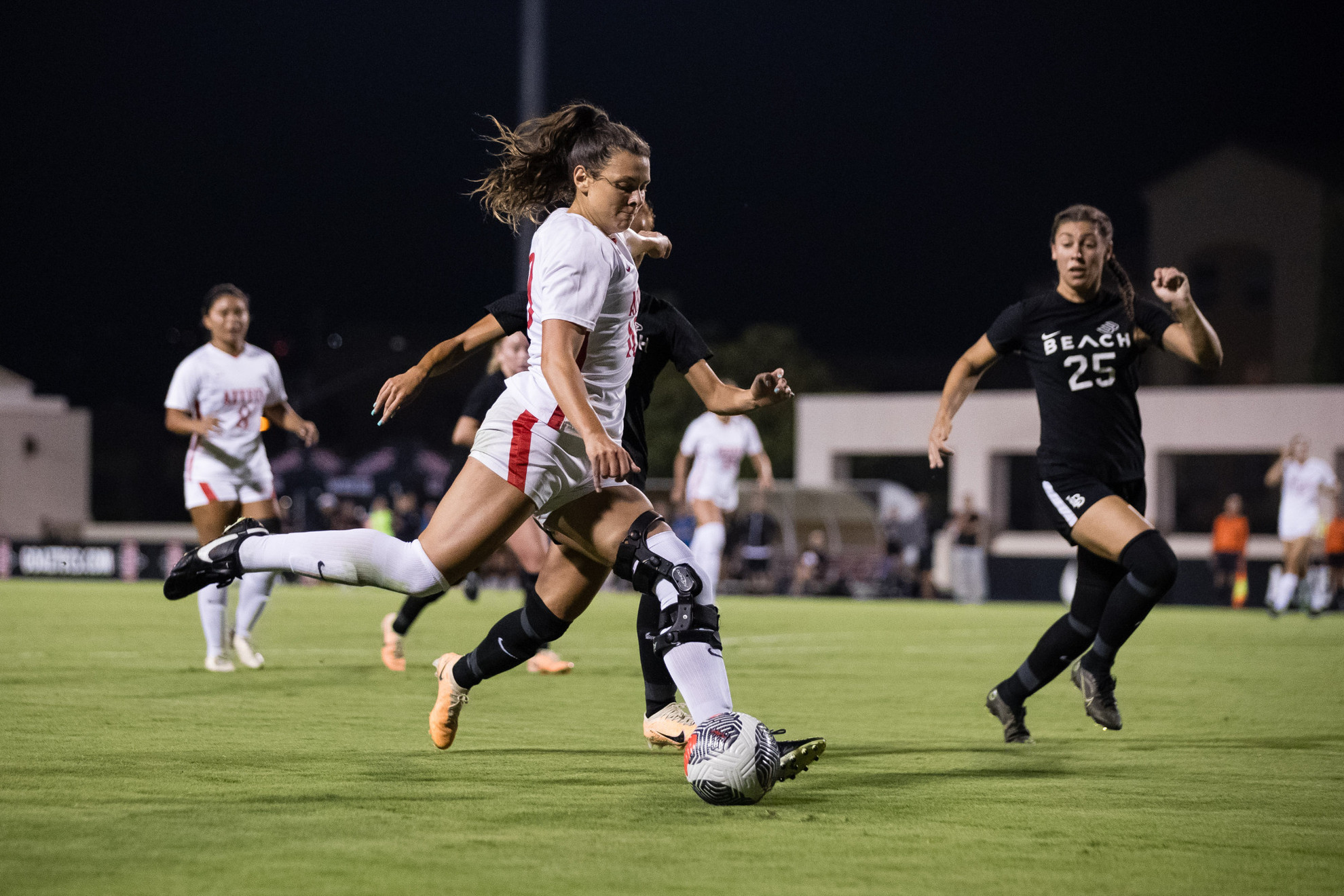 Kali Trevithick Powers Aztecs Past UCSD, 3-2 - San Diego State Aztecs