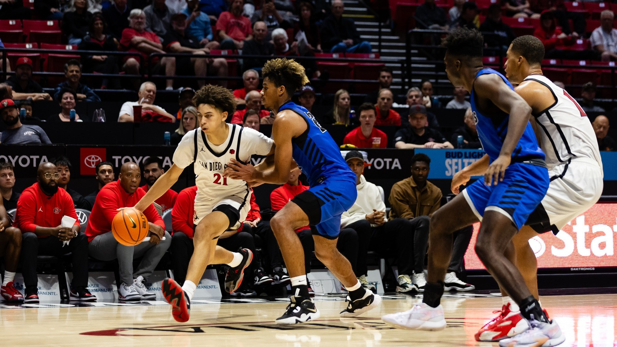 Aztecs Fall at New Mexico - San Diego State Aztecs