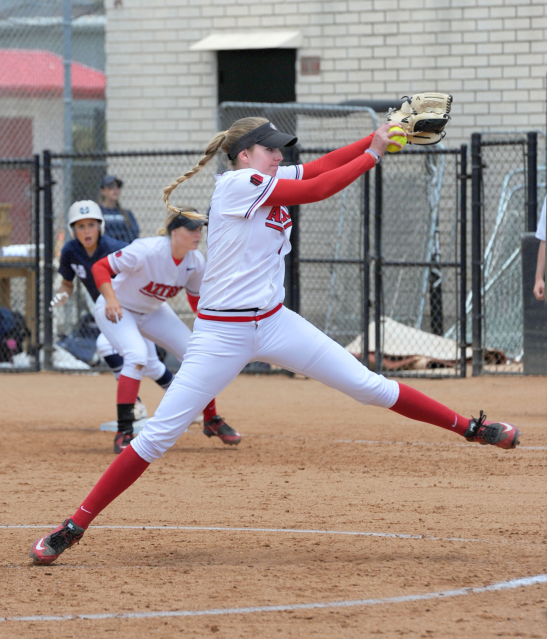 Aztec Softball Edges New Mexico, 2-1 - San Diego State Aztecs