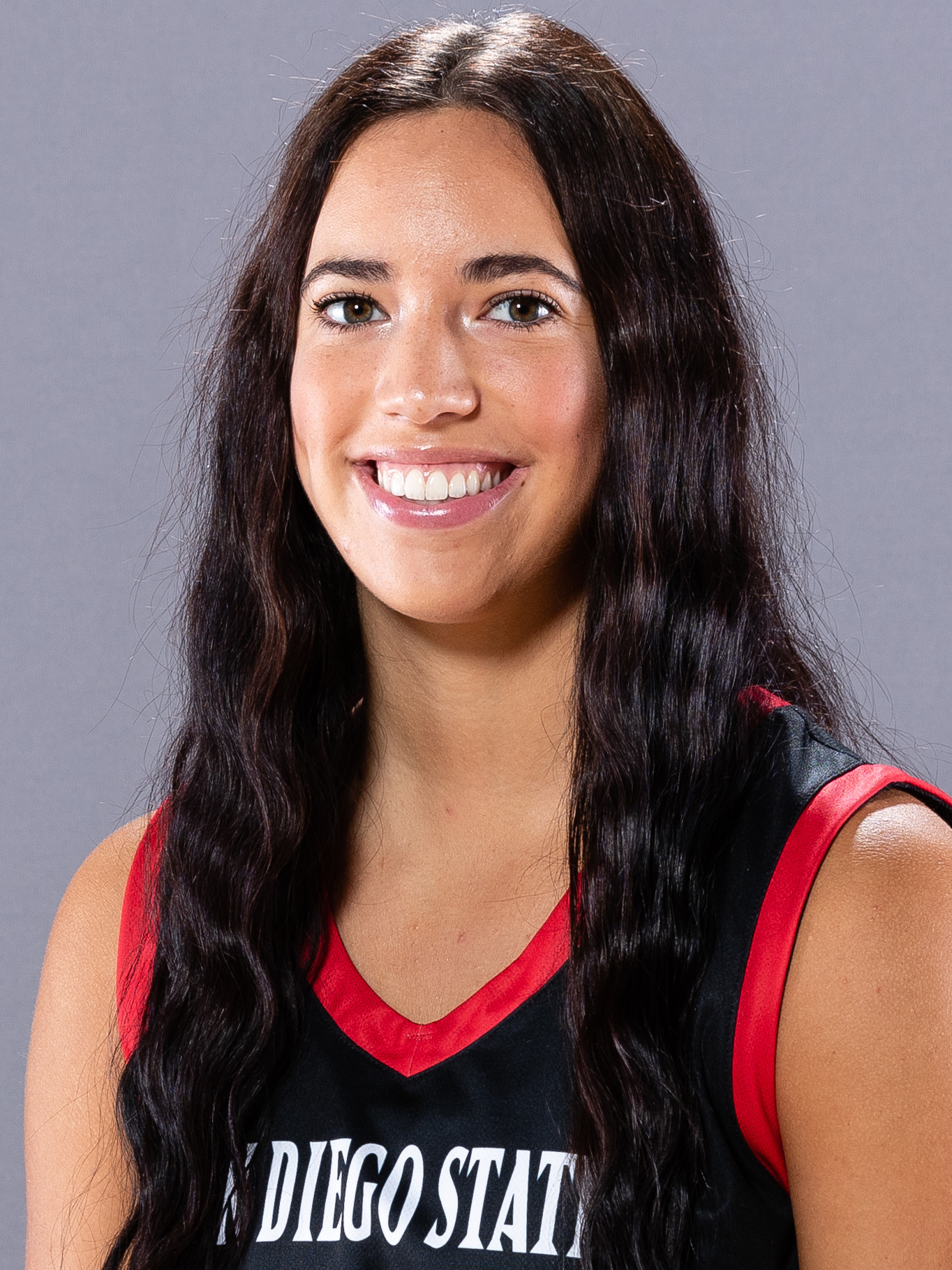 Isabela Hernandez - Women's Basketball 2021-22 - San Diego State Aztecs