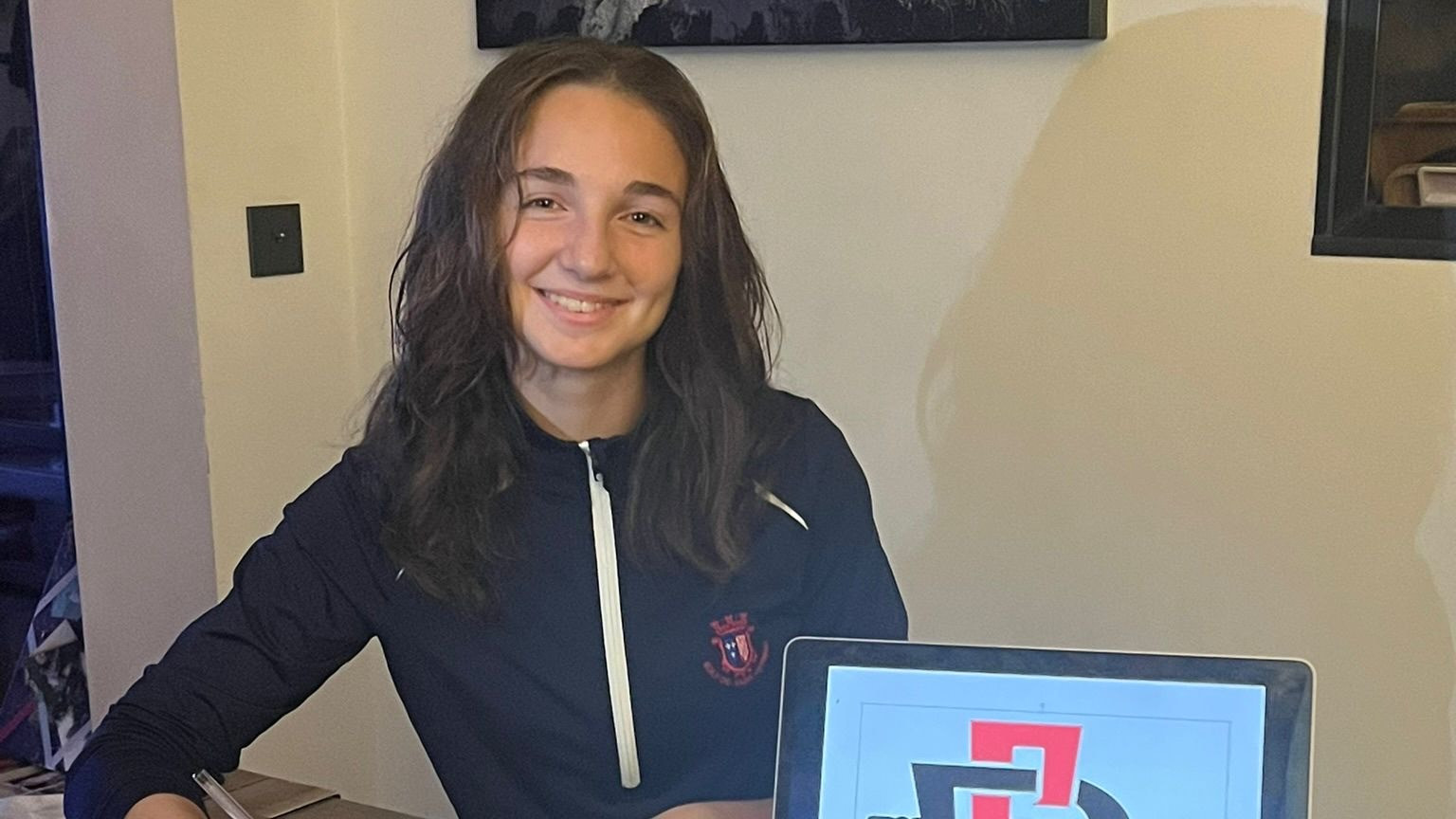 Aztecs Sign Manon Martin - San Diego State Aztecs