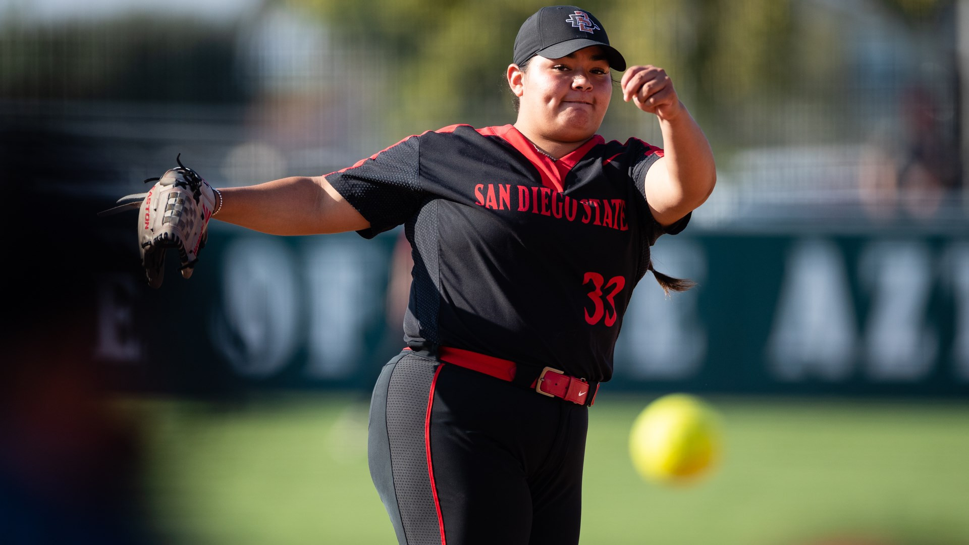 Dee Dee Hernandez Named MW Freshman of the Week - San Diego State Aztecs