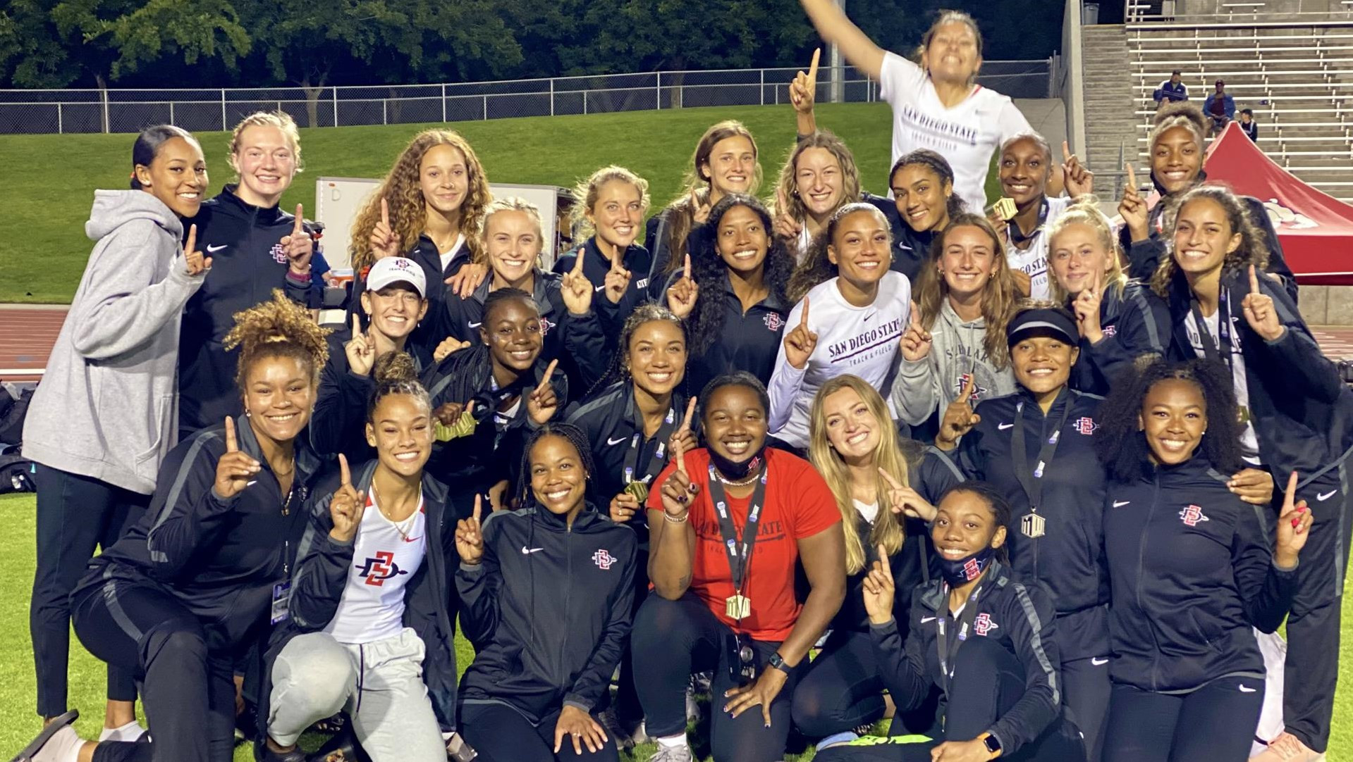 Aztecs Place 14 on All-Mountain West Team - San Diego State Aztecs