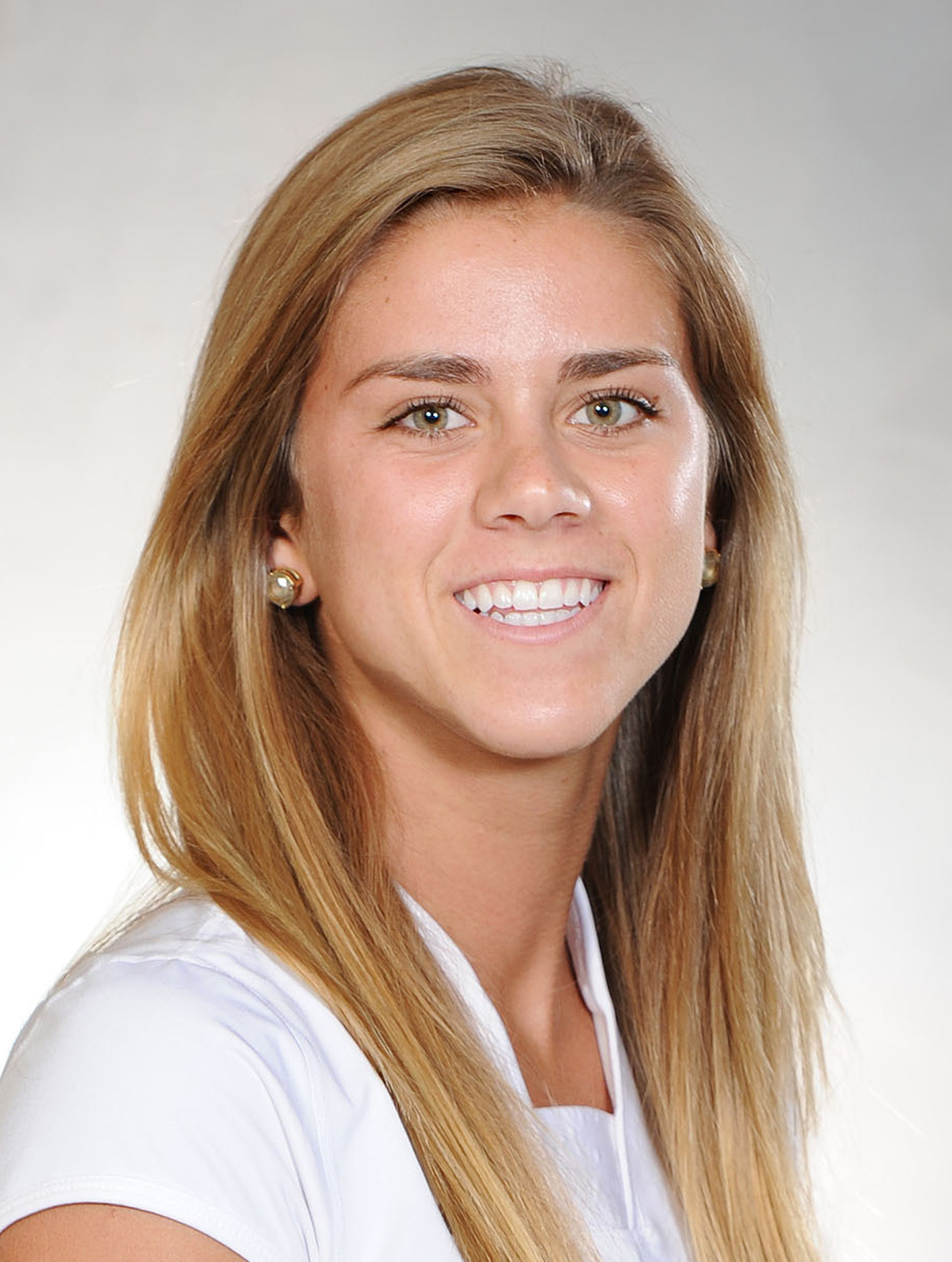 Luciana Hanley - Women's Volleyball 2011 - San Diego State Aztecs