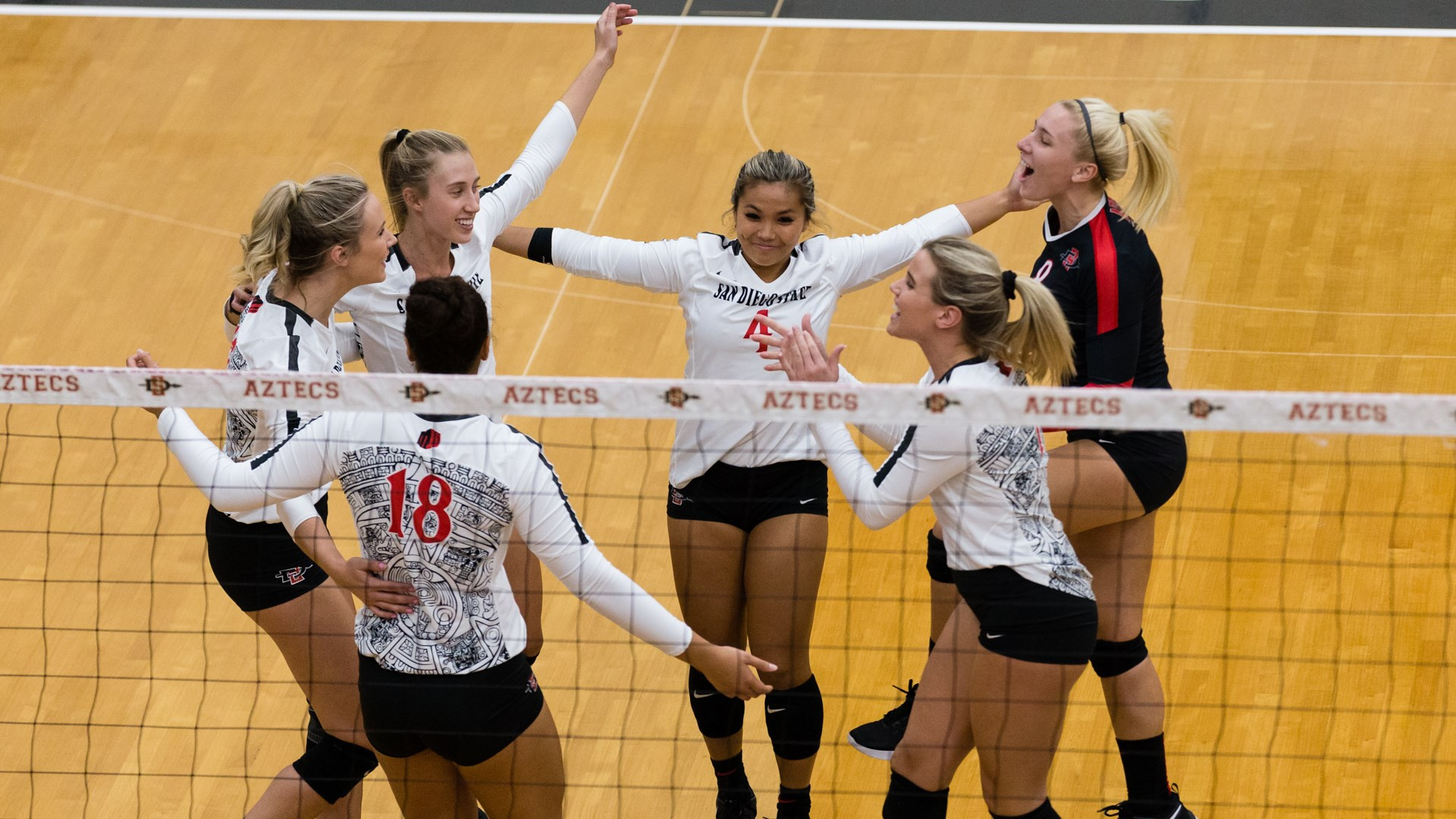 Volleyball Hits the Road to Face New Mexico, UNLV - San Diego State Aztecs