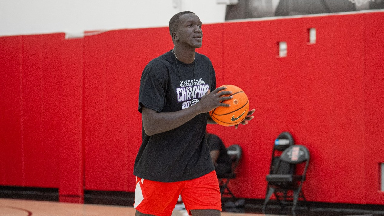 Men’s Basketball Adds Aguek Arop to Staff - San Diego State Aztecs