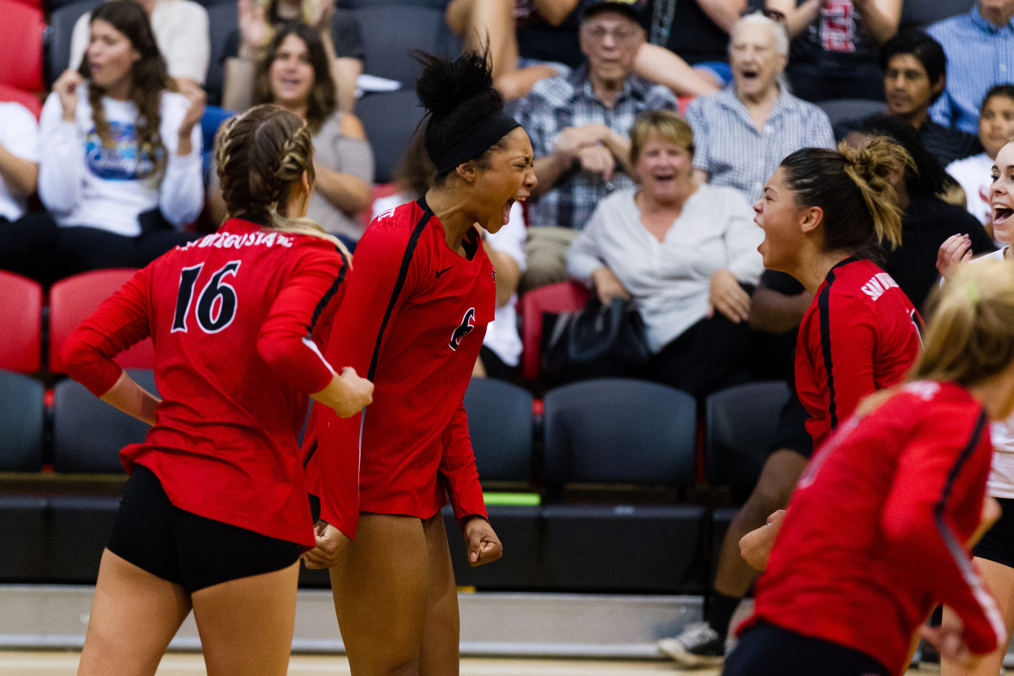 Volleyball Upends Utah State in Four Sets - San Diego State Aztecs