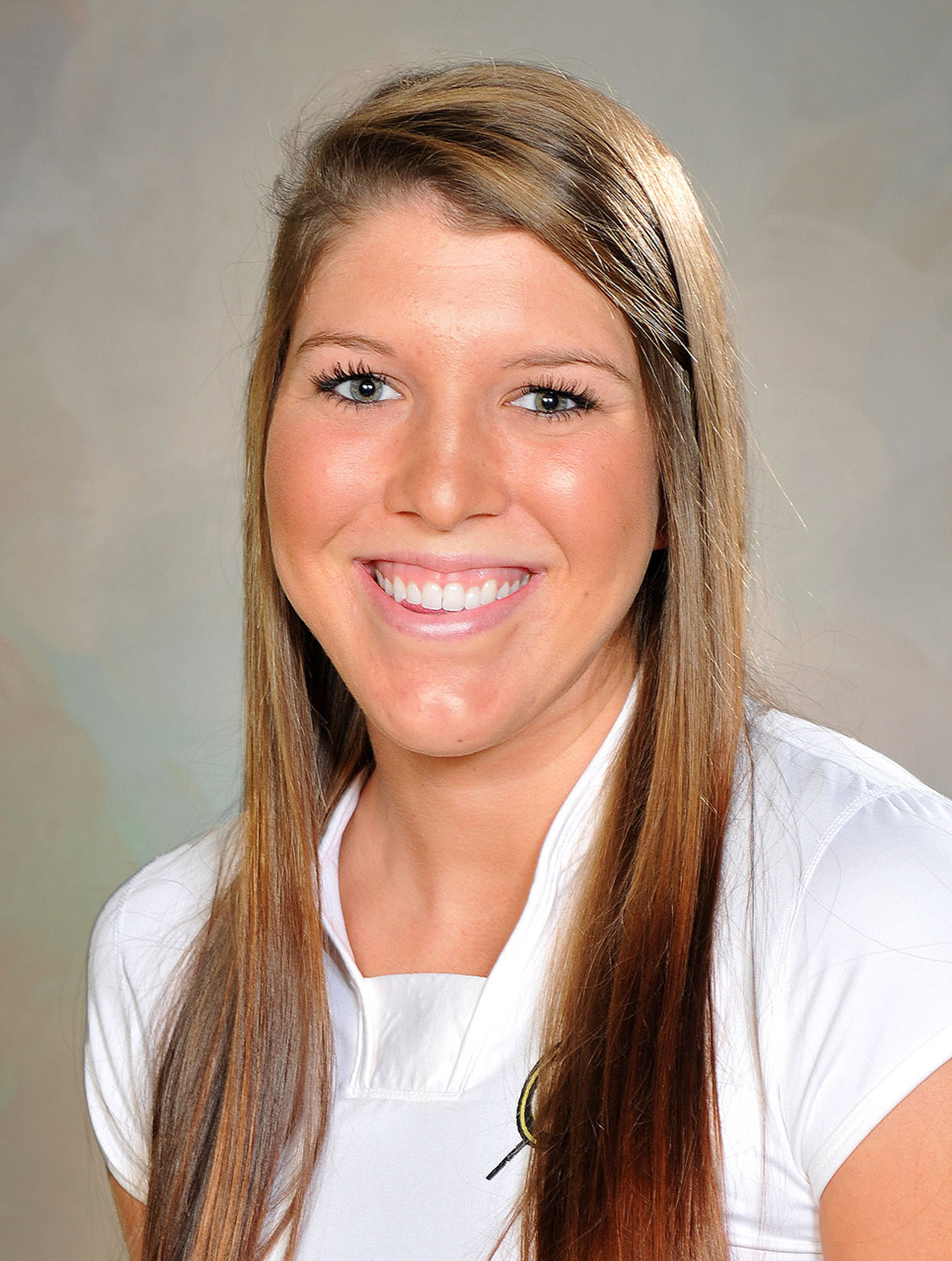 Amber Davidson - Women's Volleyball 2010 - San Diego State Aztecs